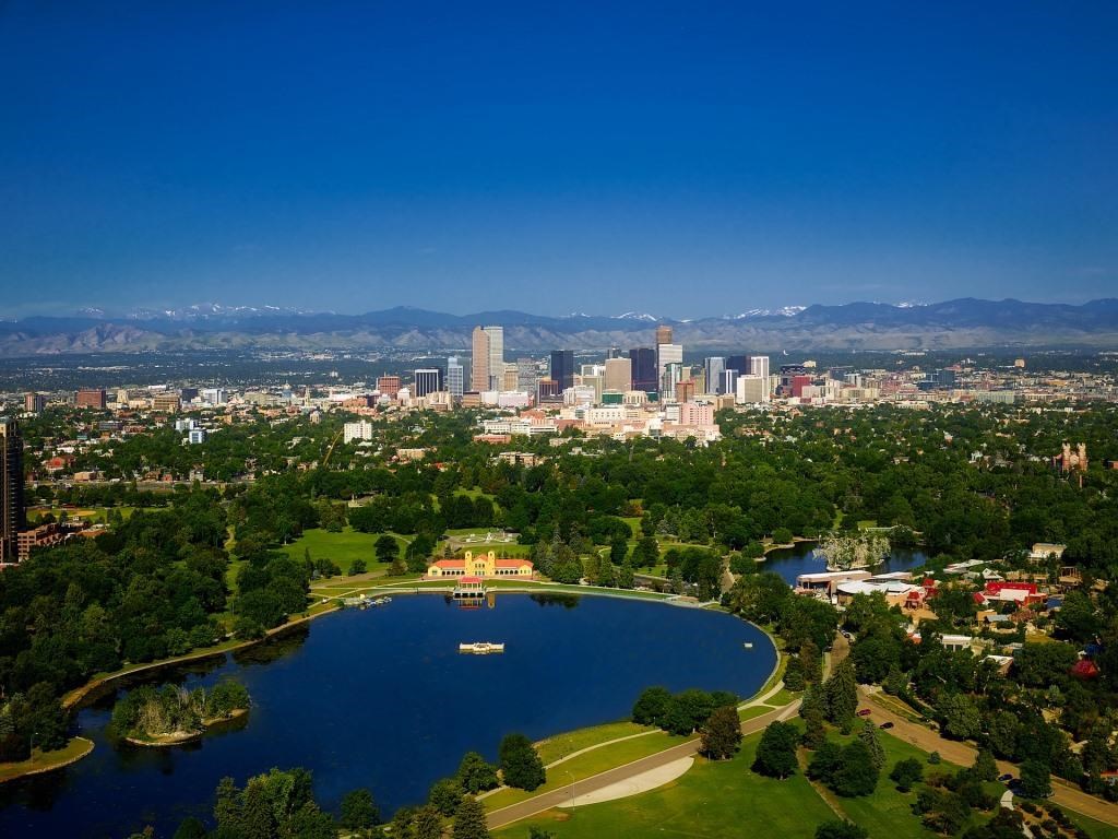 United Airlines flight destinations and schedules to & from Denver ...